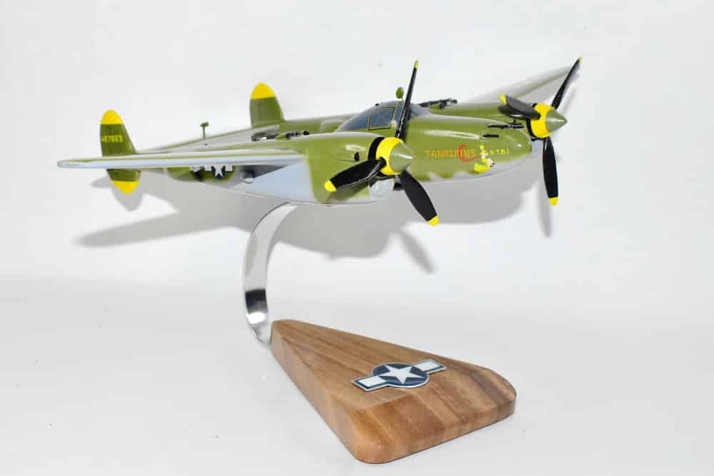 Lockheed P-38 Lightning Models - Squadron Nostalgia Lockheed P-38 Lightning Models - Squadron Nostalgia