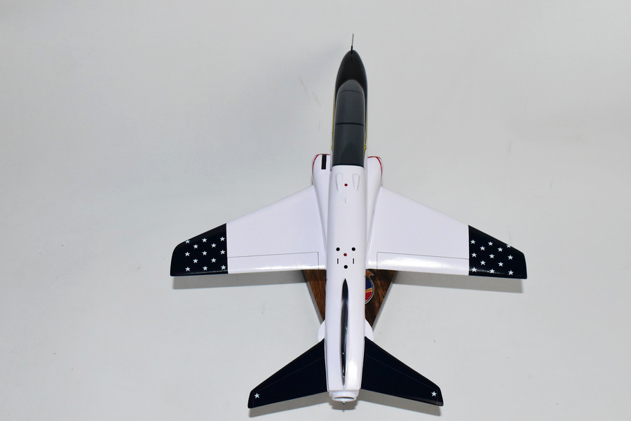 VT-86 Sabrehawks T-45 2019, 16 inch Model - Squadron Nostalgia
